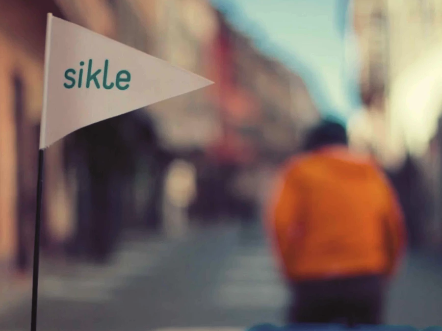 Sikle a la cote | Or Norme